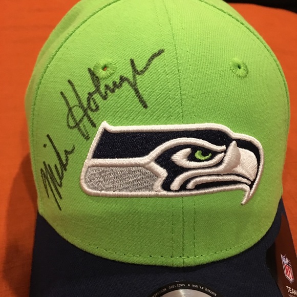 NFL | Accessories | Nwt Sea Hawks Signed Collectors Ball Cap | Poshmark